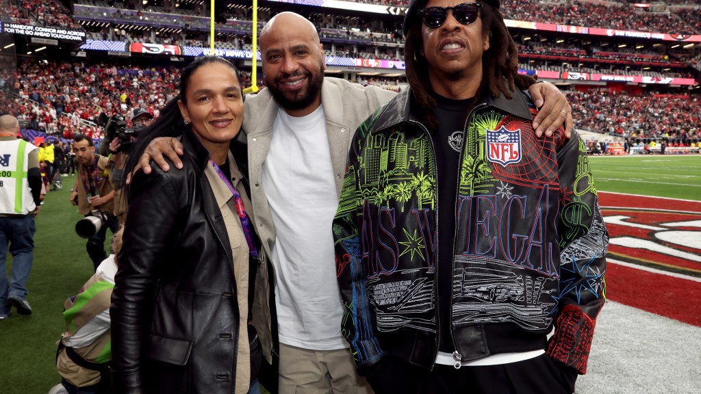 Un Rivera Calls Out Jay-Z For Not Helping Dame Dash